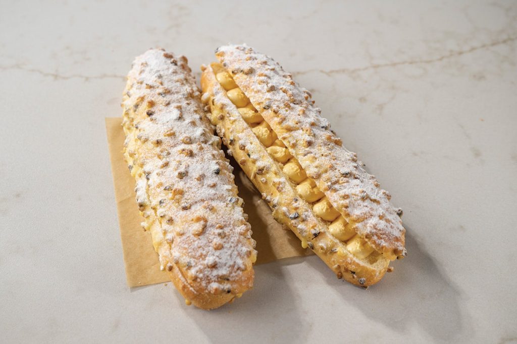 Walnut Cream Bread | Sweets & Pastries | Paris Baguette